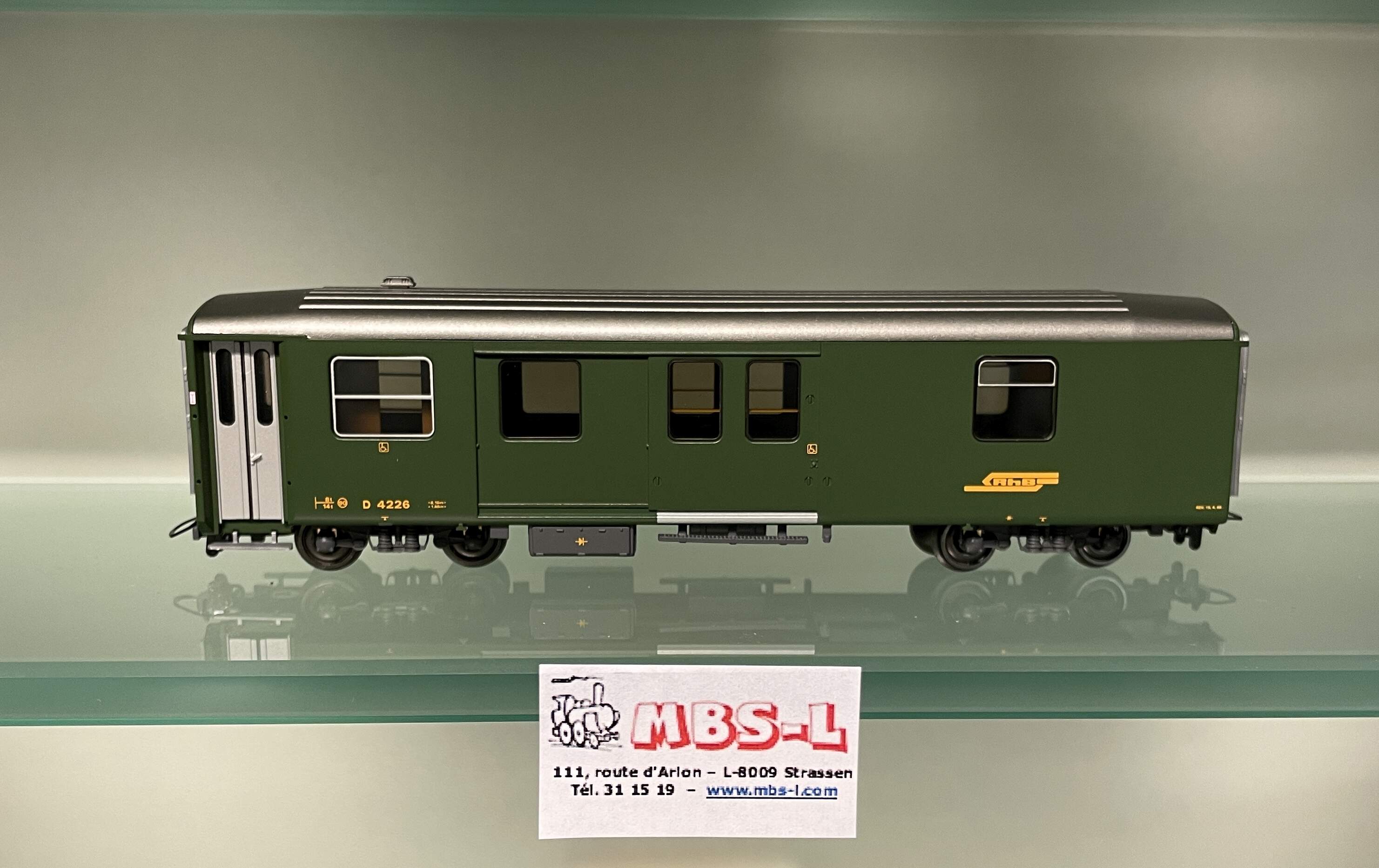 Bemo 3270116 Bemo H0m RhB D 4226 green Packing car green | Letzshop